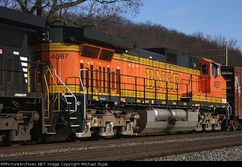 BNSF 4087